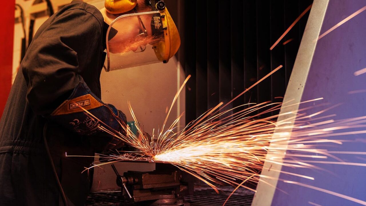 Aluminium Section Bending Apprentices - Alubend